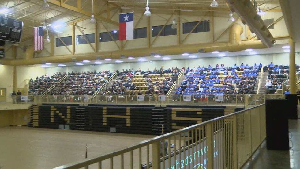 Nisd Hosts Teacher Convocation For New School Year